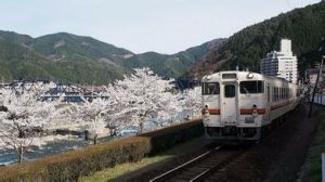 高山本線:高山本線（たかやまほんせん）是自岐阜縣岐阜市岐阜車站經由高山車 -百科知識中文網